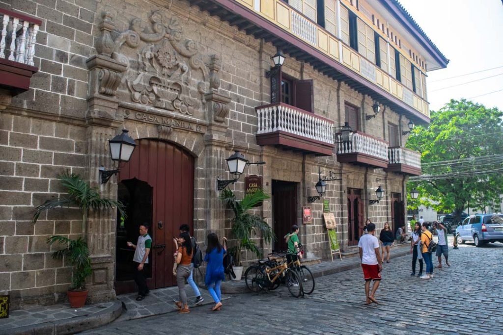 6 Reasons to Visit Manila in the Phillippines - Travelsewhere